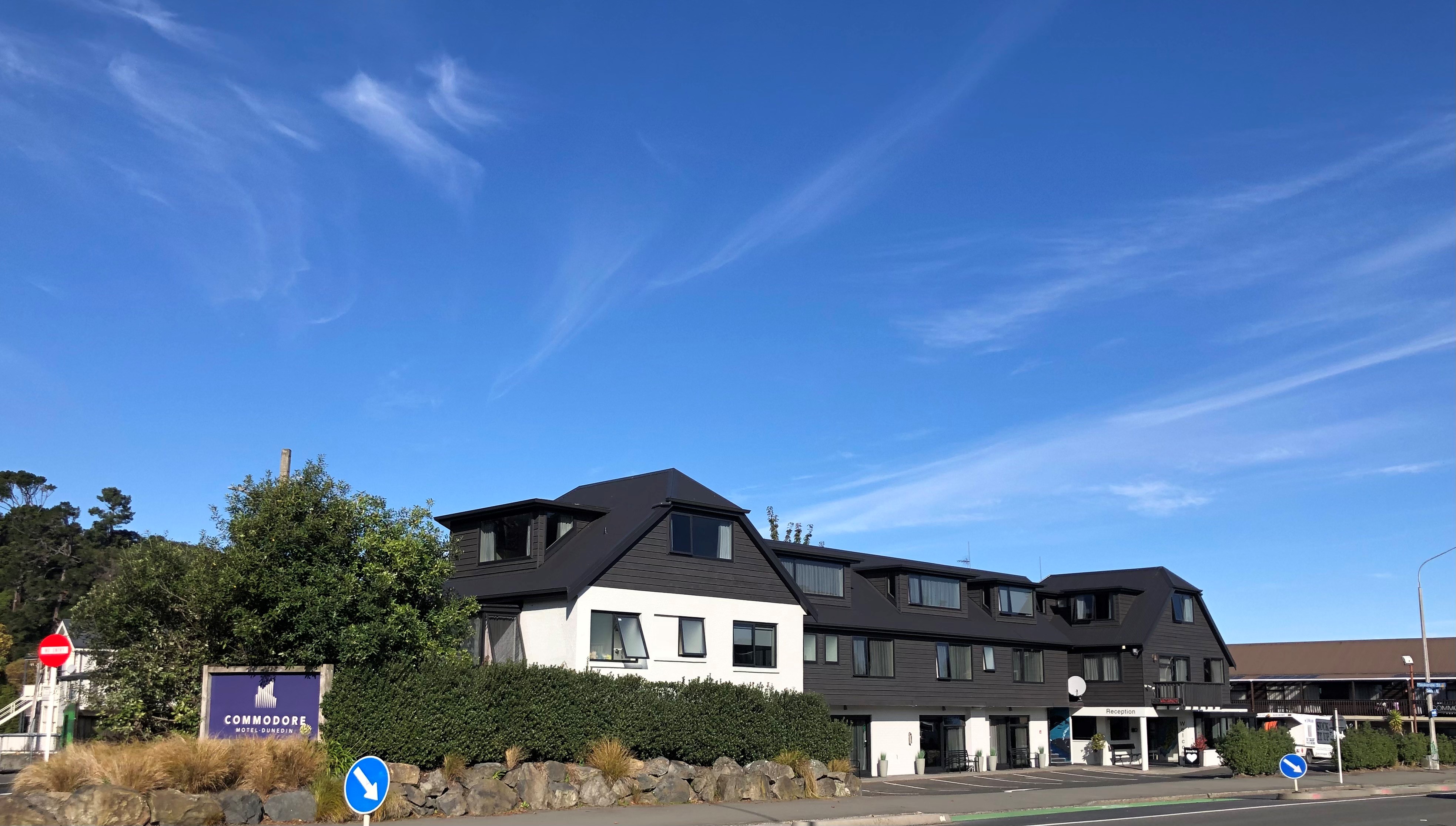 Home - Commodore Motel Dunedin